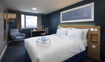 DWF announces 28 promotions in Liverpool office - Liverpool Business News